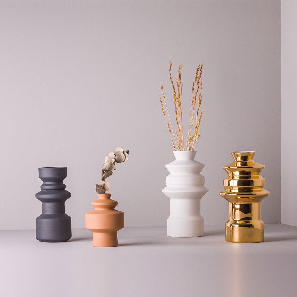 Totêmico M Porcelain Pot (h12 cm) - Holaria - Handmade Contemporary Luxury